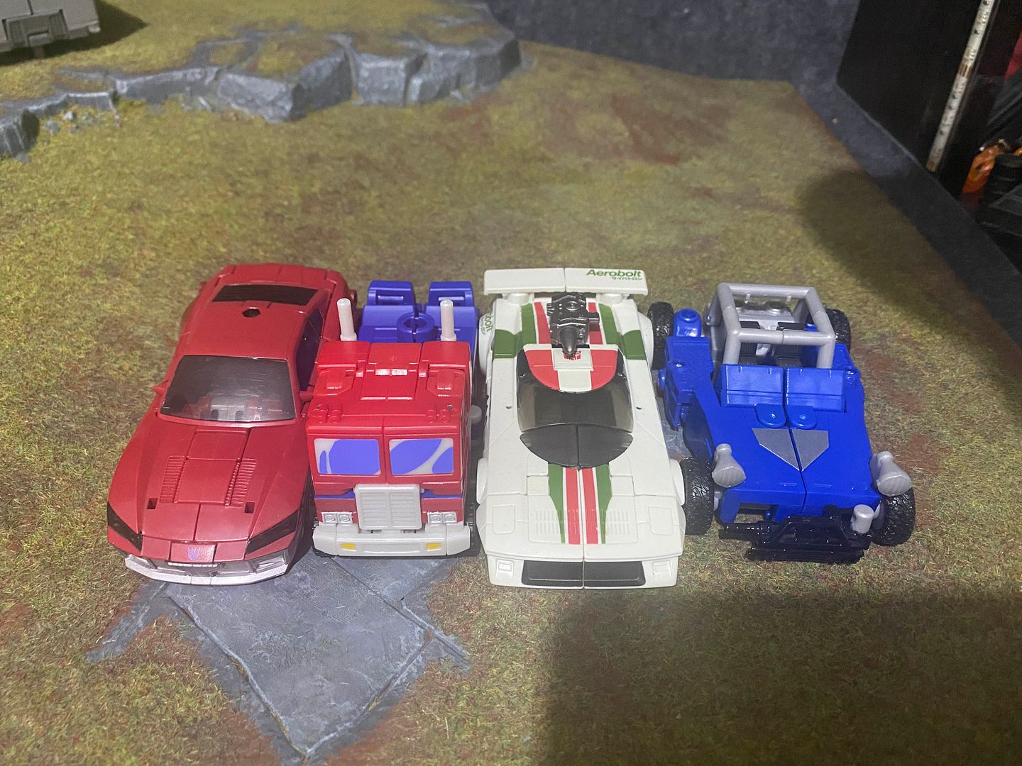 Studio Series Devastation Deluxe Optimus Prime First Look ...