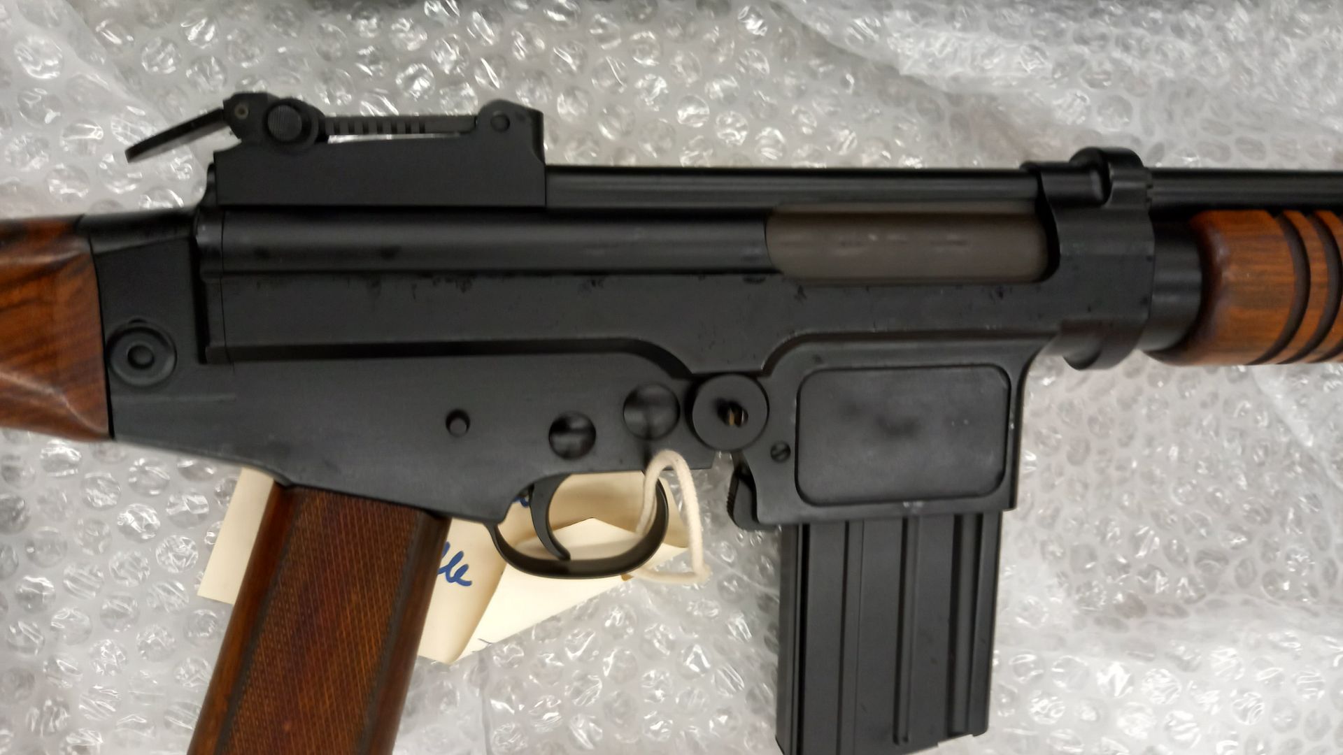 Got my hands on the original FN FAL in 8 Kurz, the real FN Bullpup ...