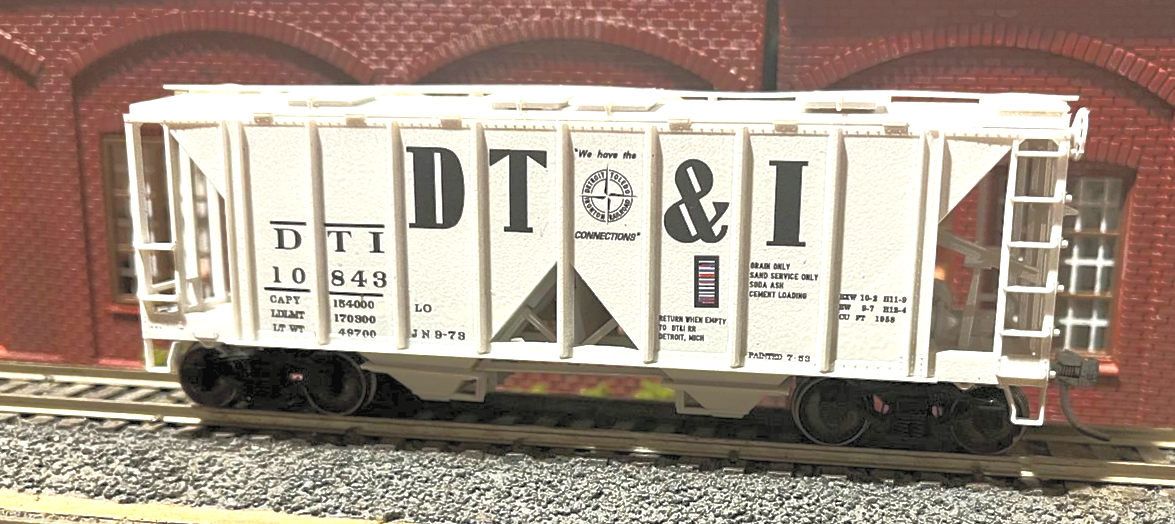 MODELING - Weekend Photo Fun, 16 May 25 | TrainBoard.com - The Internet ...