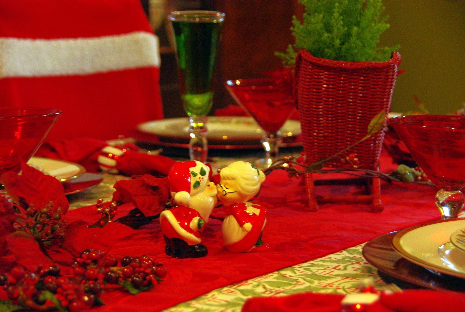 A Hodgepodge Focus | The Happy Wonderer ~ ellen b.