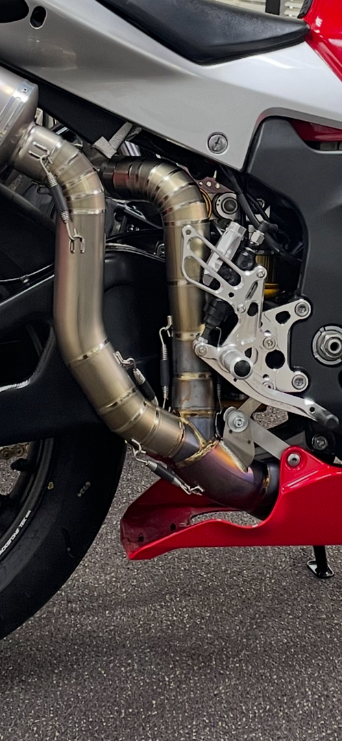 LadyBird titanium full exhaust questions. | RC51 Forums