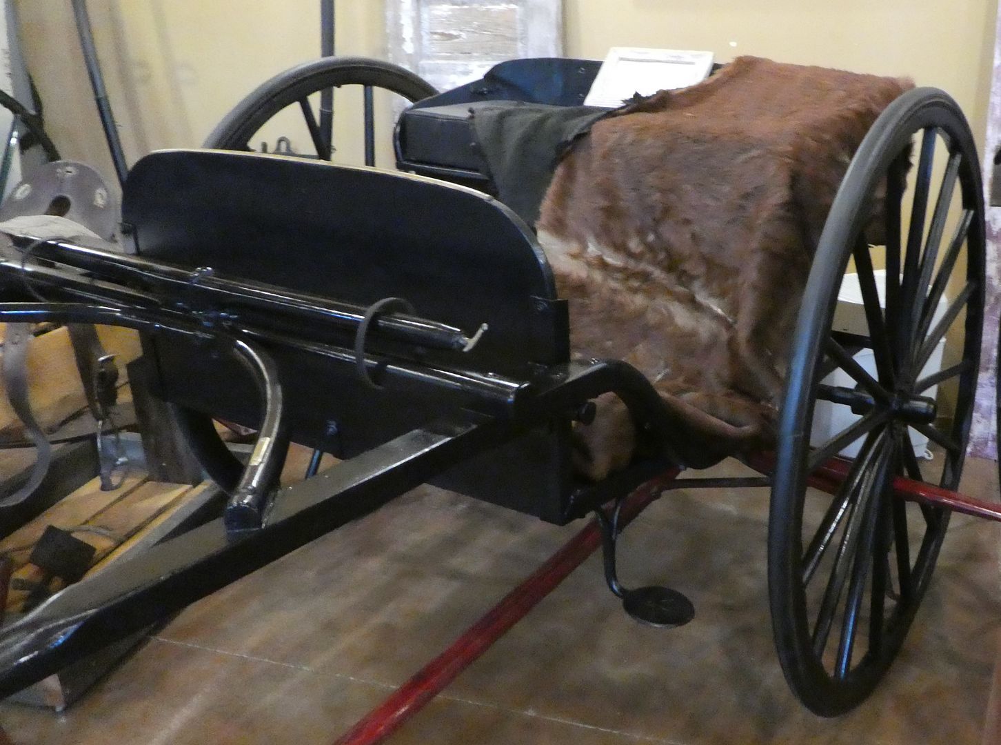 Northwest Carriage Museum: Some two-wheel carriages (photo diary)