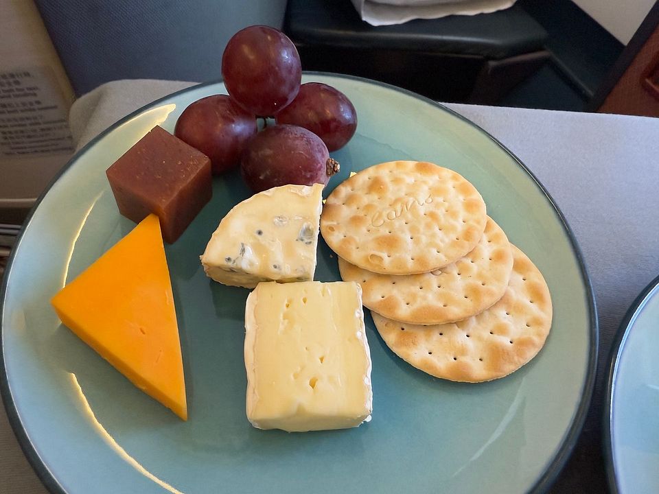 CX J Menu 2025 - FlyerTalk Forums