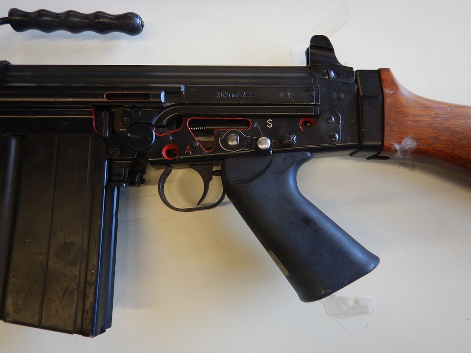 The FAL CREST and receiver reference picture collection | The FAL Files