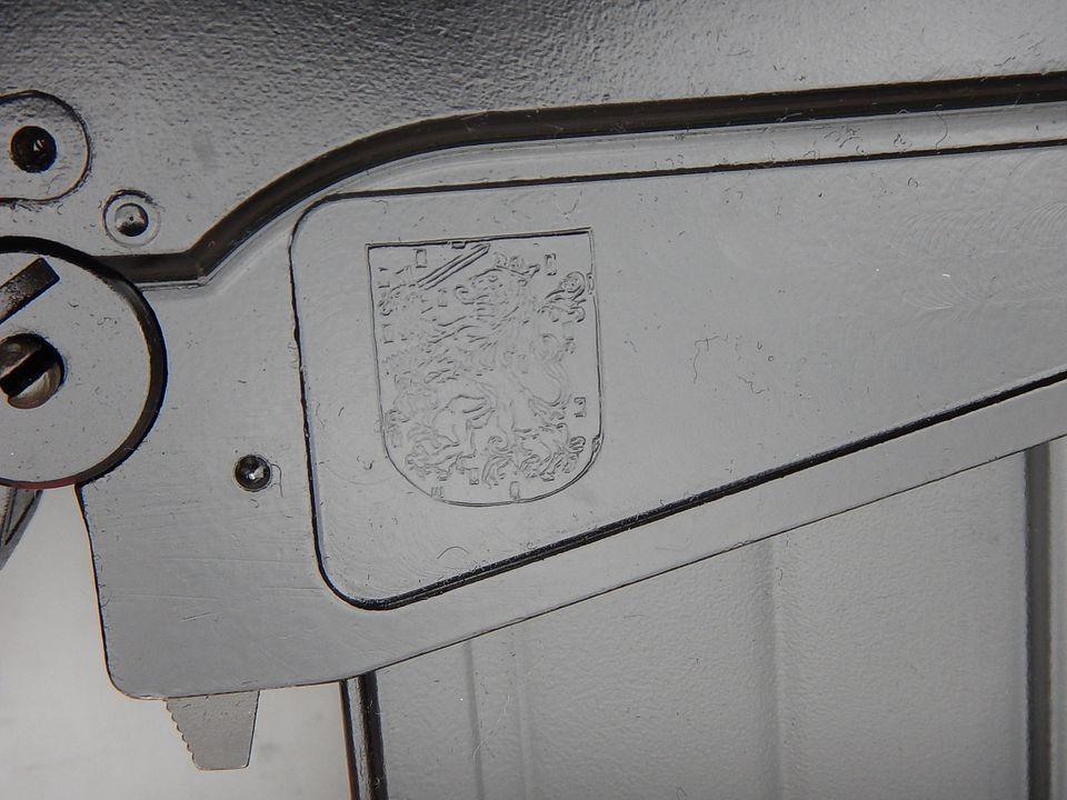 The FAL CREST and receiver reference picture collection | The FAL Files