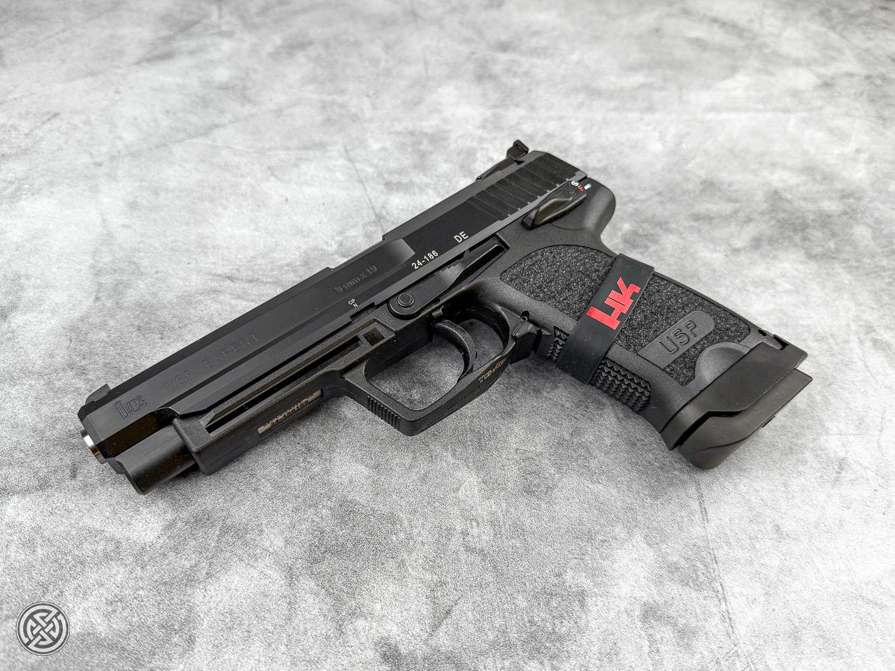 HK USP9 EXPERT 9MM 5.2" V1 DA/SA w/ Funnel Magwell 18 Rd. (Factory New ...