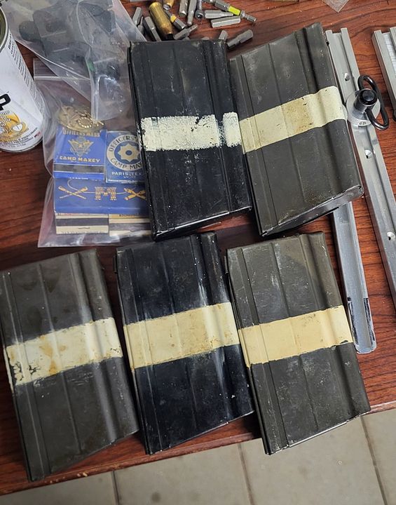 SPF: - Old FAL metric 20rd mags | The FAL Files