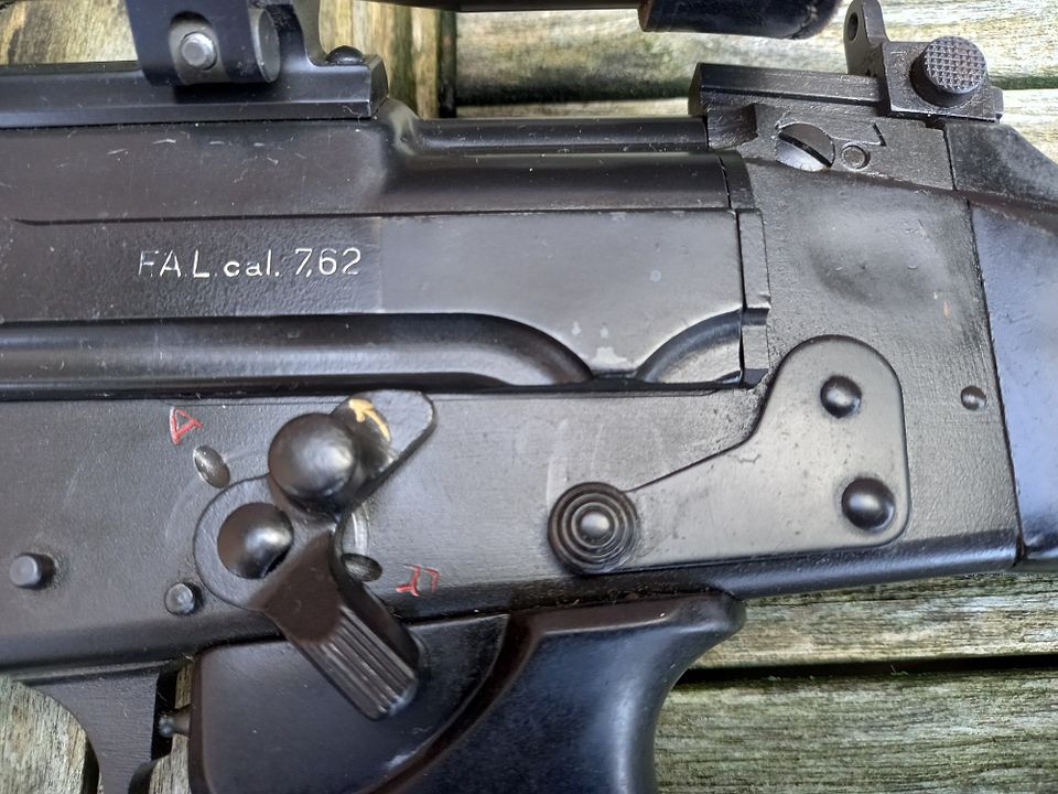 The Luxembourg FN FAL in detail. Part 2 : The mythic Luxembourg FN FAL ...