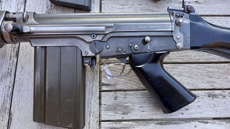 STG58 party time... 3 STEYR and one early FN made STG58 + a MECAR rifle ...