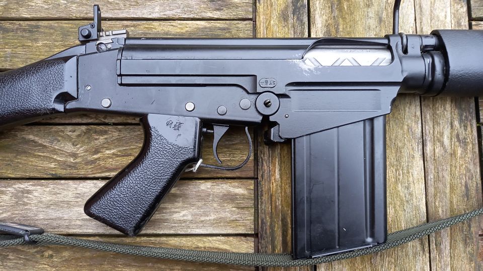 The FAL CREST and receiver reference picture collection | The FAL Files