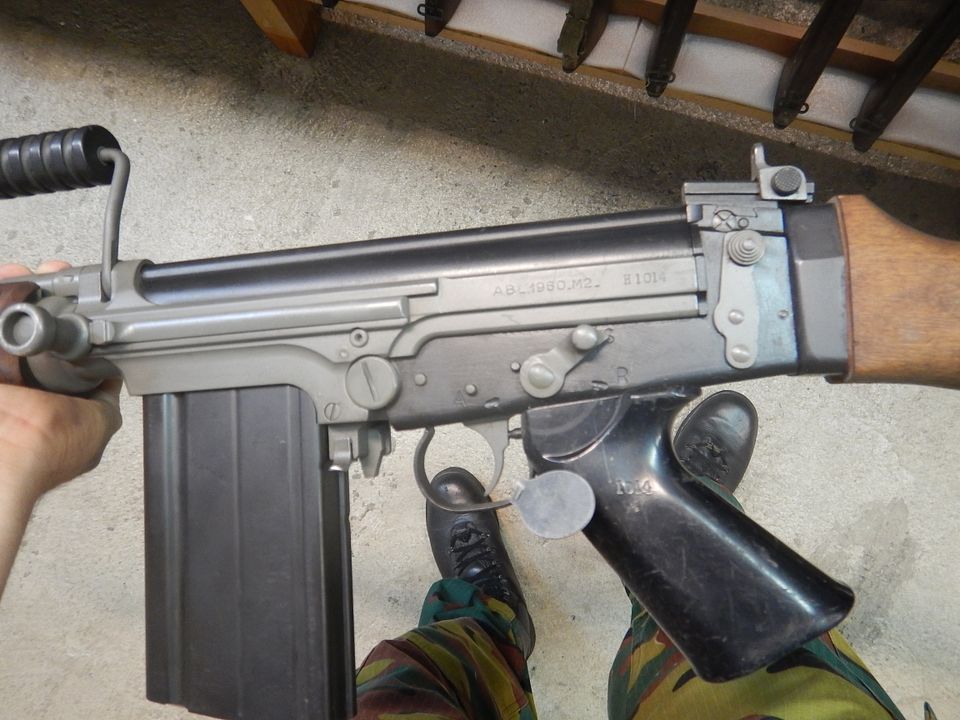 The FAL CREST and receiver reference picture collection | The FAL Files