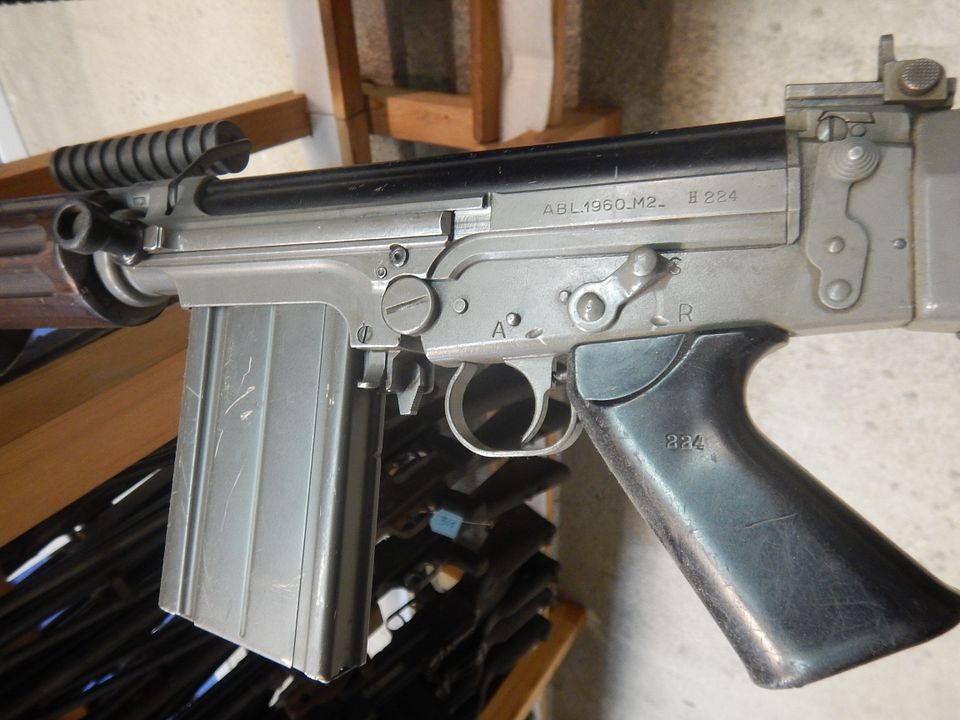 The FAL CREST and receiver reference picture collection | The FAL Files