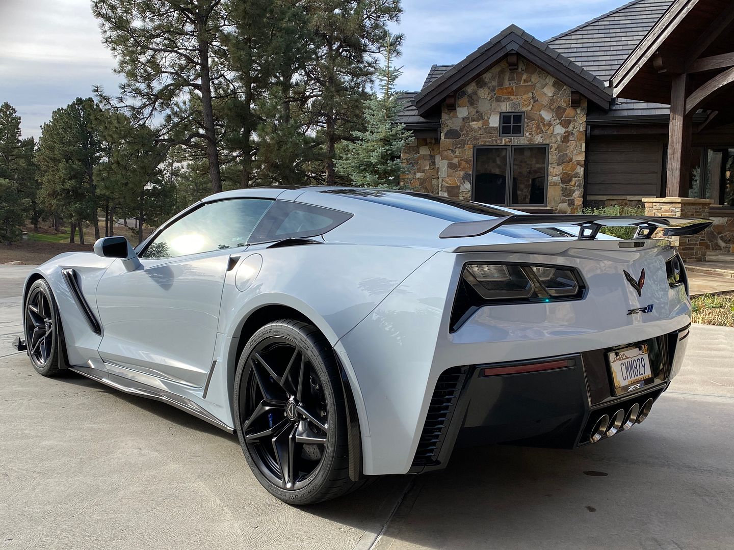 SOLD - 19' ZR1 Ceramic Matrix Gray 3ZR 641 miles - CorvetteForum ...