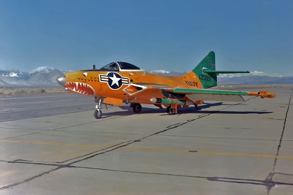 China Lake Photos: - Aviation Photography - Britmodeller.com