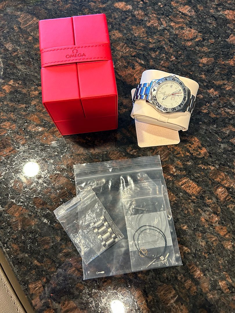 SOLD Omega Seamaster Pro "The Great White" 300M GMT 2538.20 Wave Dial ...