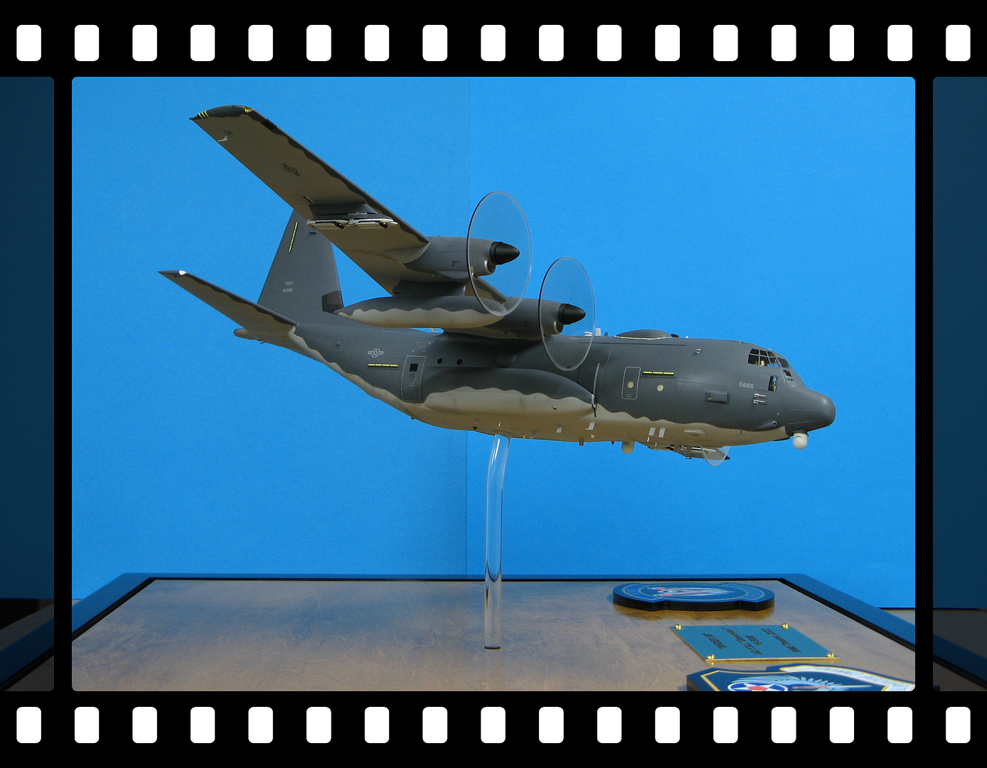 1/72nd AC-130J "GHOSTRIDER", 4th SOS,"SHRIEK 99" - Non-LSP Works ...