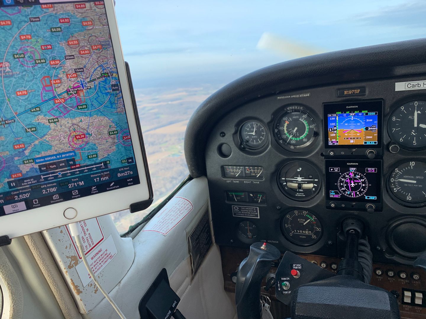 Mounting iPad in a C172 | Pilots of America