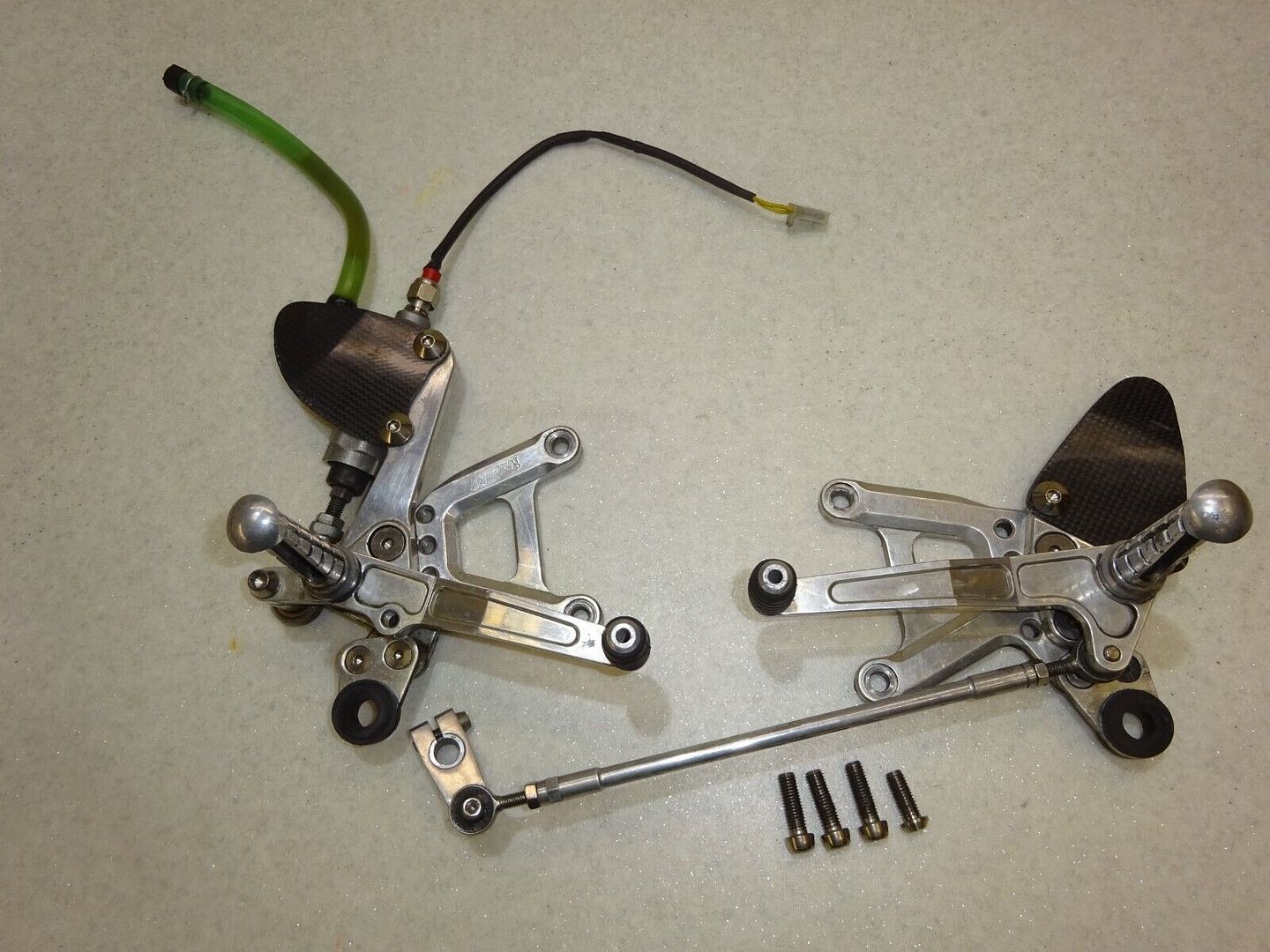 1, 2, 3, 4, 5... Another RC51 rescue, Mambo number 5 - A little bit of ...