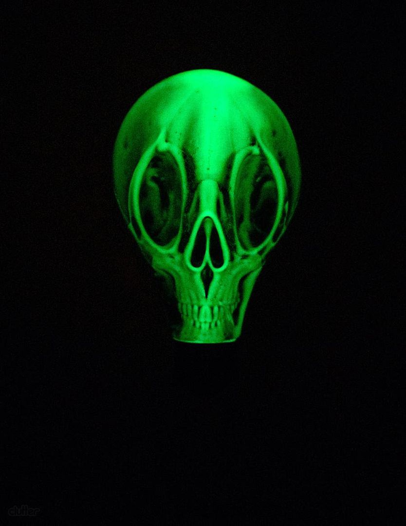 Ron English x Clutter - Light Cult Crypto Bulb "Black & White GID ...