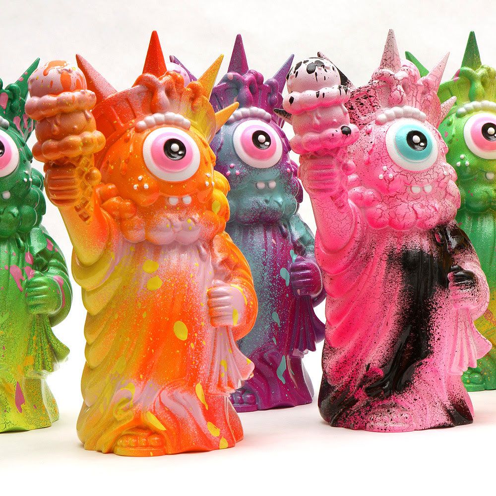 REVEALED... Buff Monsters announces the release of his LIBERTY resin ...