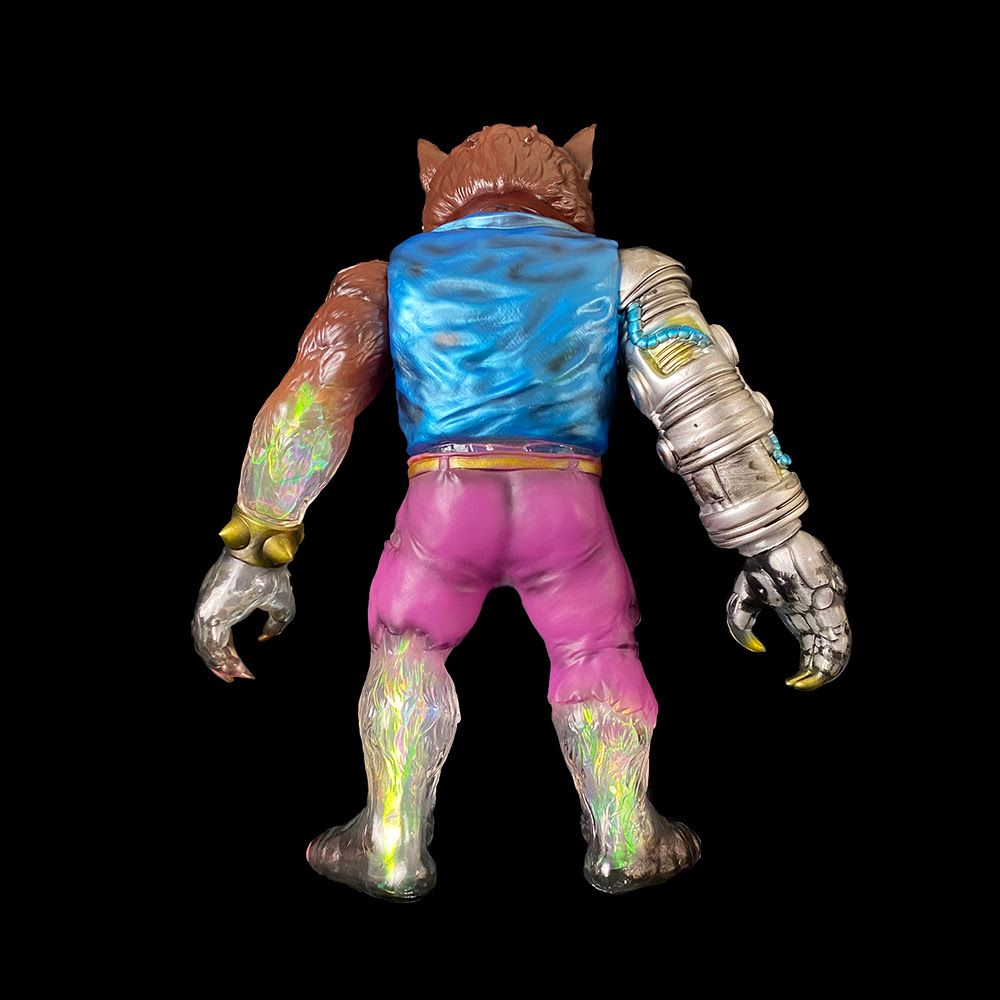 Dollar$liceBootleg's BIG RAD WOLF sofubi "Disco Massacre" exclusive ...