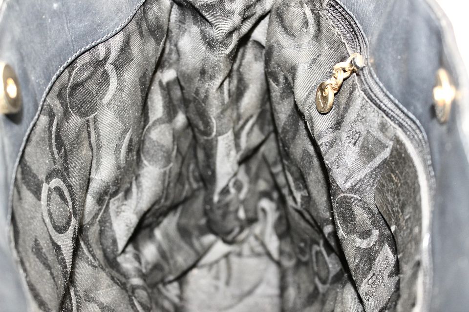 Vintage SALVATORE FERRAGAMO Black Fabric Layered Tote Vintage SALVATORE FERRAGAMO Black Fabric Layered Tote