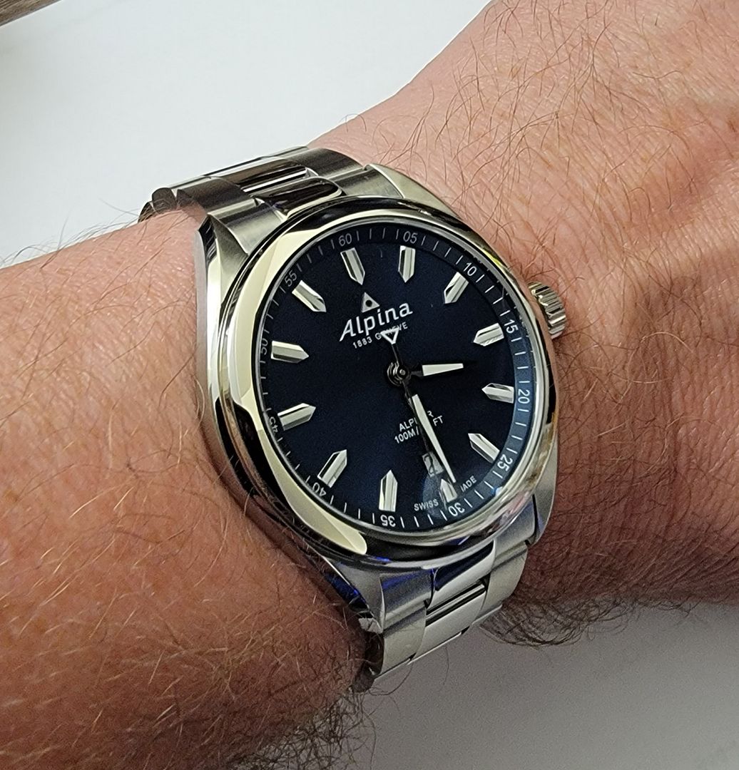 Wanted to try out Alpina - Perhaps one of the best affordable watches ...