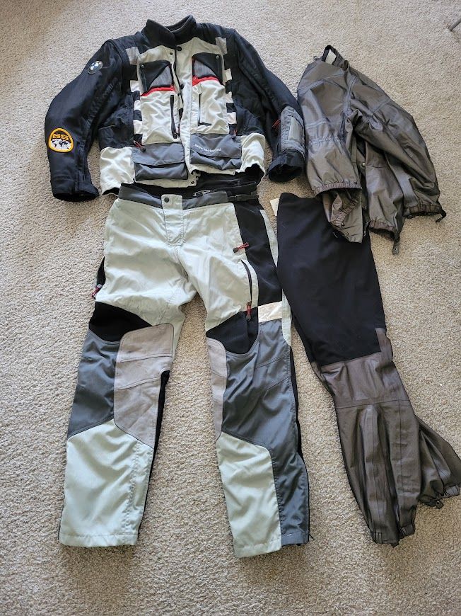 Sold - BMW Rallye 2 Suit XL $165 shipped | Adventure Rider