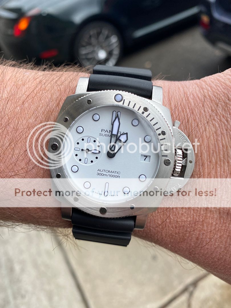 FS Panerai Submersible Bianco PAM02223 | WatchUSeek Watch Forums