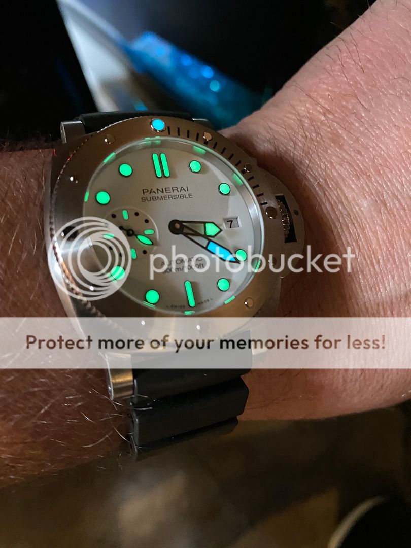 FS Panerai Submersible Bianco PAM02223 | WatchUSeek Watch Forums