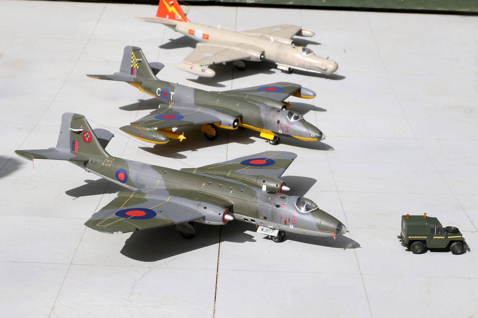 1/72 Canberra PR.7 WJ817 13 Sqn RAF - Ready for Inspection - Aircraft ...