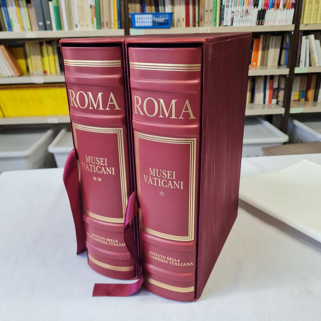 (Treccani) Roma Musei Vaticani cofanetto 2 volumi lusso di Treccani ...