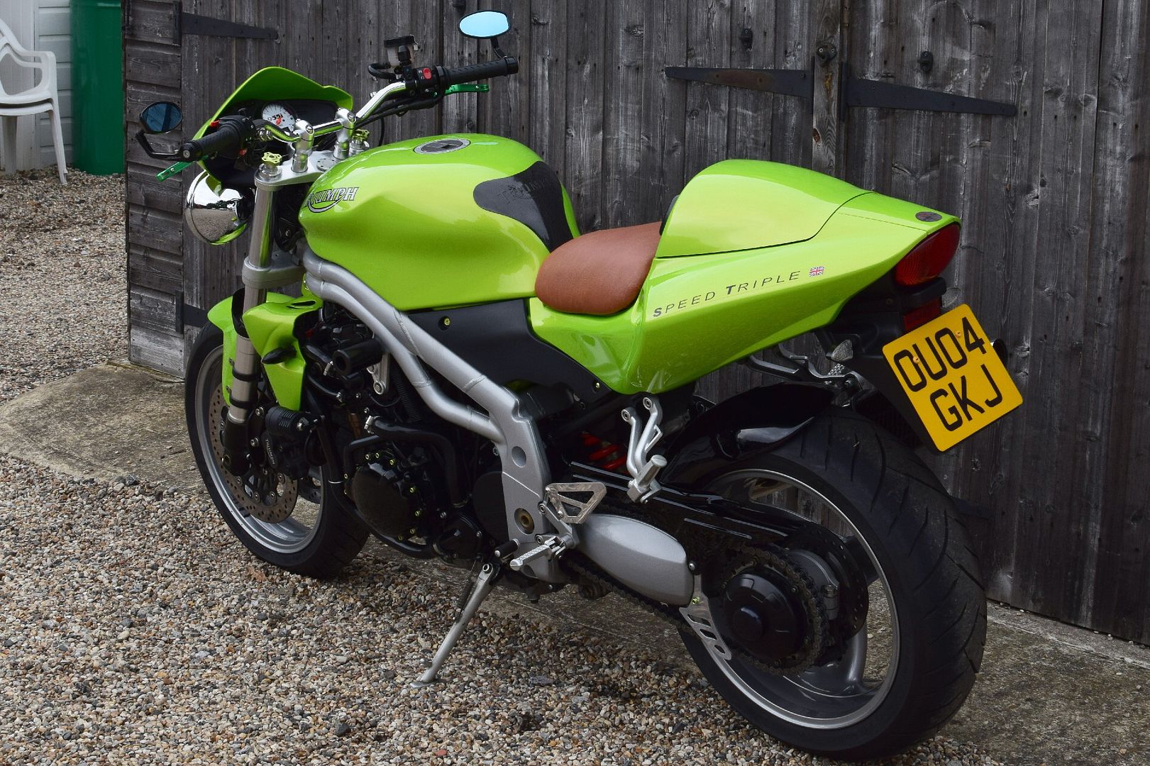 £ SOLD, Triumph Speed Triple 955i (9900 miles, Roulette Green, Wow ...