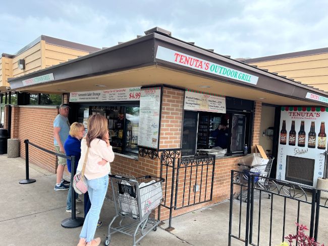 Tenuta’s Italian Grocery & Delicatessen | SW Michigan Dining
