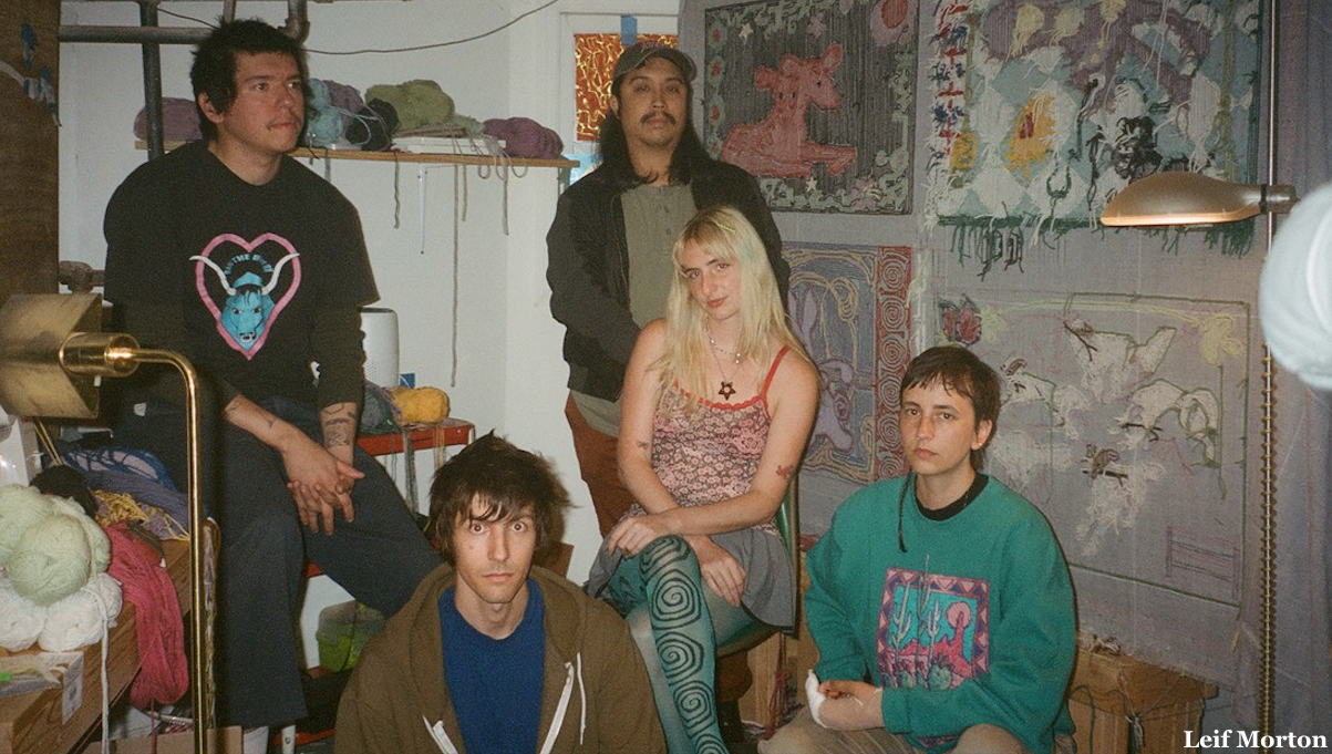 NYC Scene Report – Foyer Red, Rebel Kicks, & Tipa Tipo