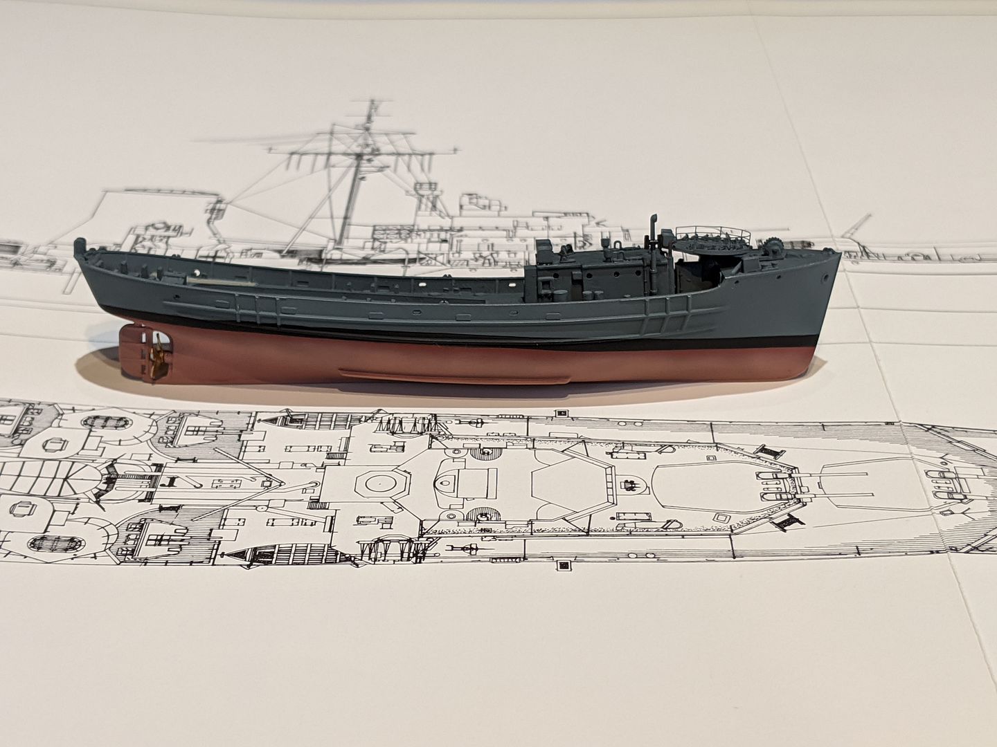 1/350 HMT Sir Gareth, Round Table class Admiralty Trawler - Page 2 ...